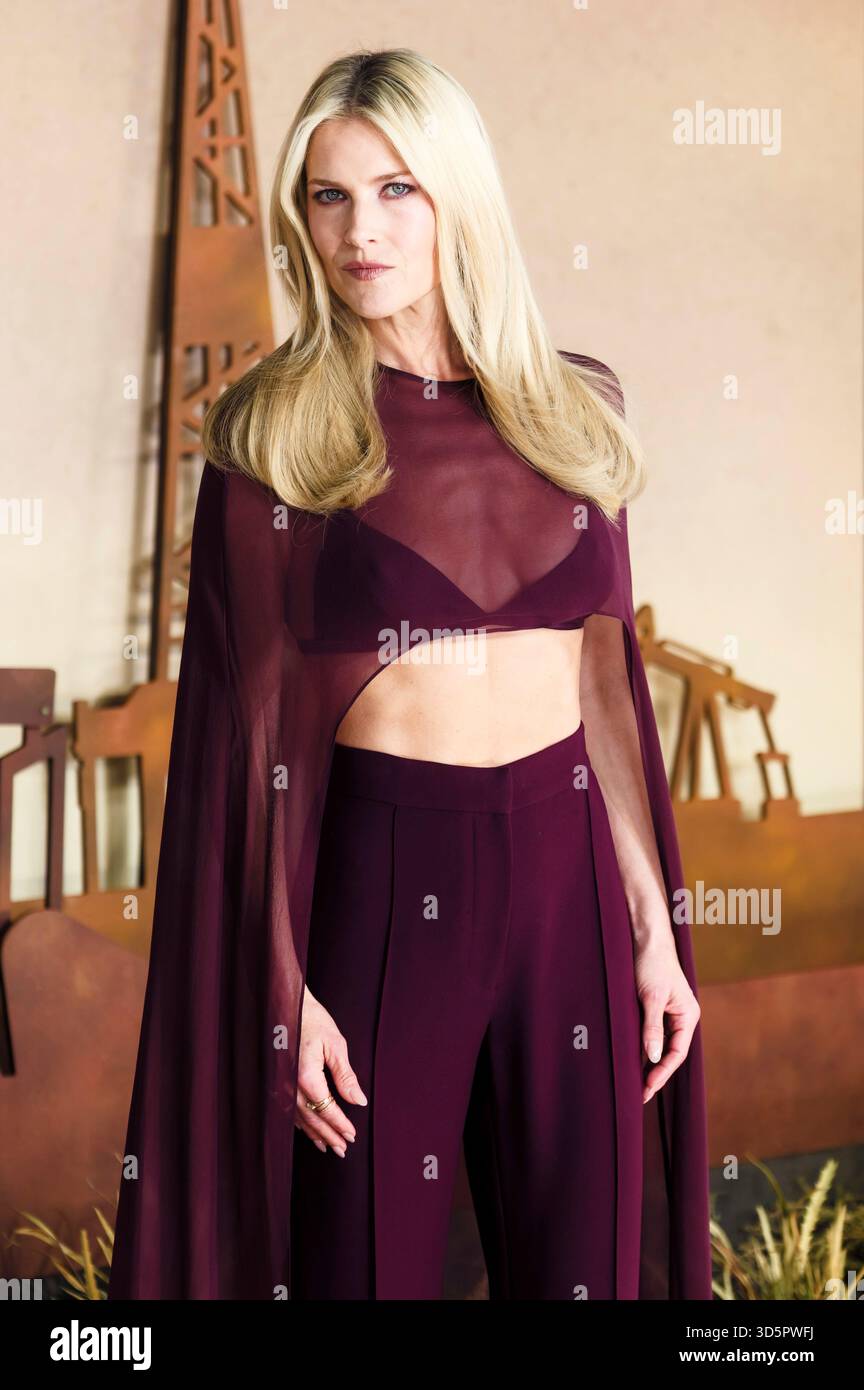 Ali Larter bei der Premiere der 2. Staffel der Paramount+ Serie ...