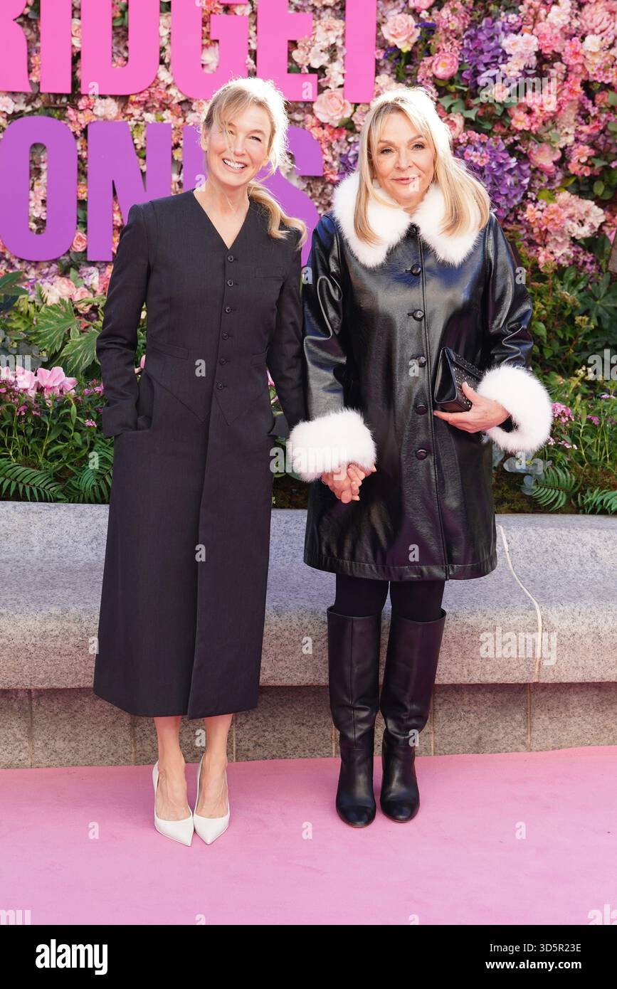 Renee Zellweger (left) and Helen Fielding attending the Bridget Jones ...