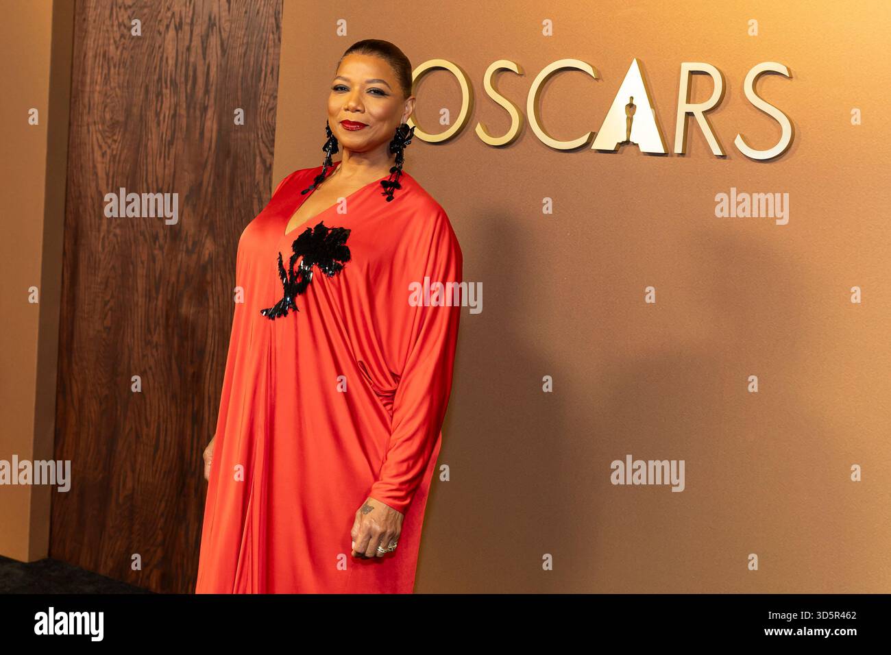 Queen Latifah attends the arrivals of the 16th Governors Awards at The ...