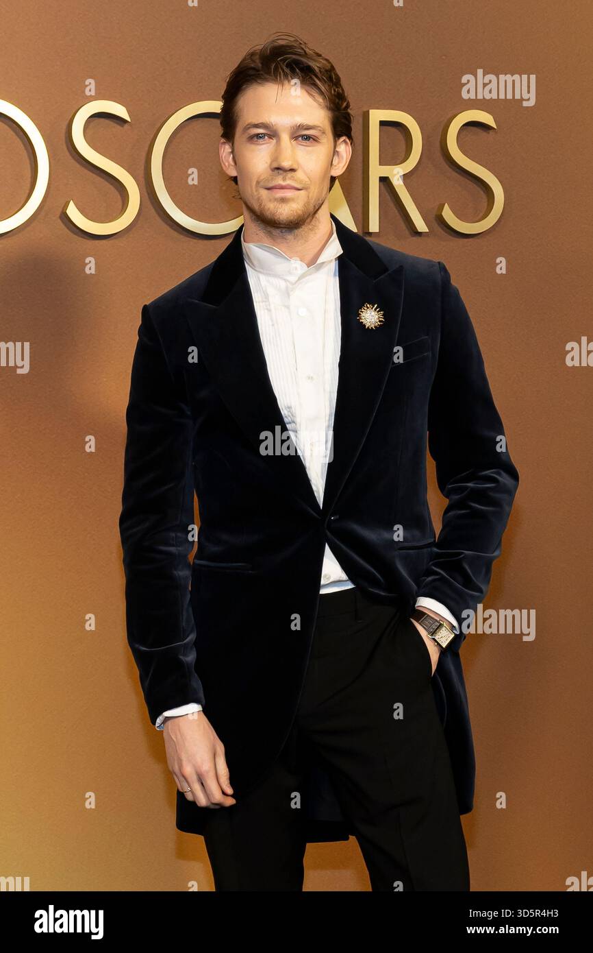 Joe Alwyn attends the arrivals of the 16th Governors Awards at The Ray ...
