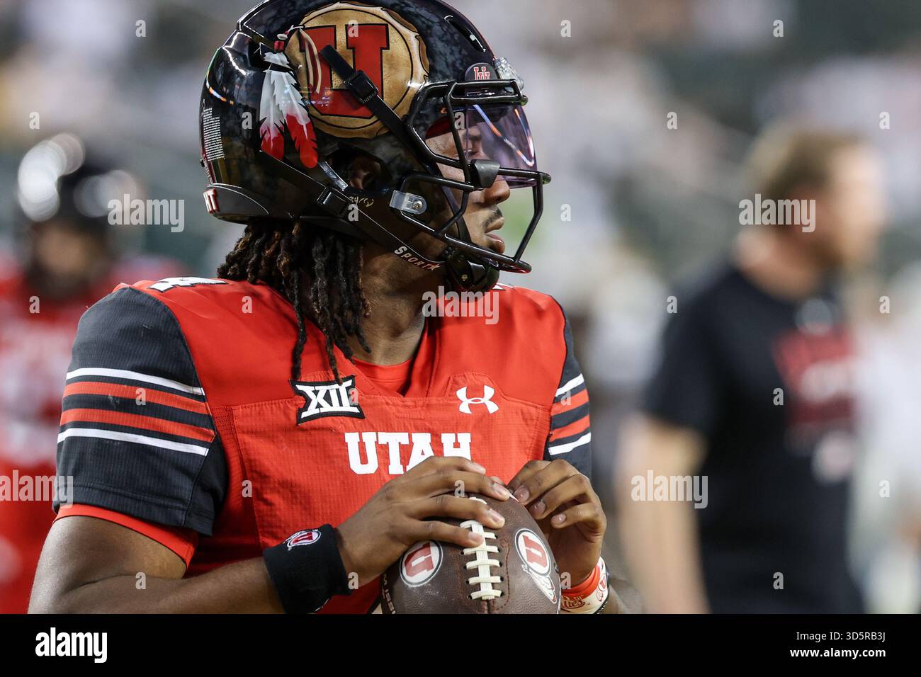 WACO, TX - NOVEMBER 15: Quarterback Devon Dampier #4 of the Utah Utes ...