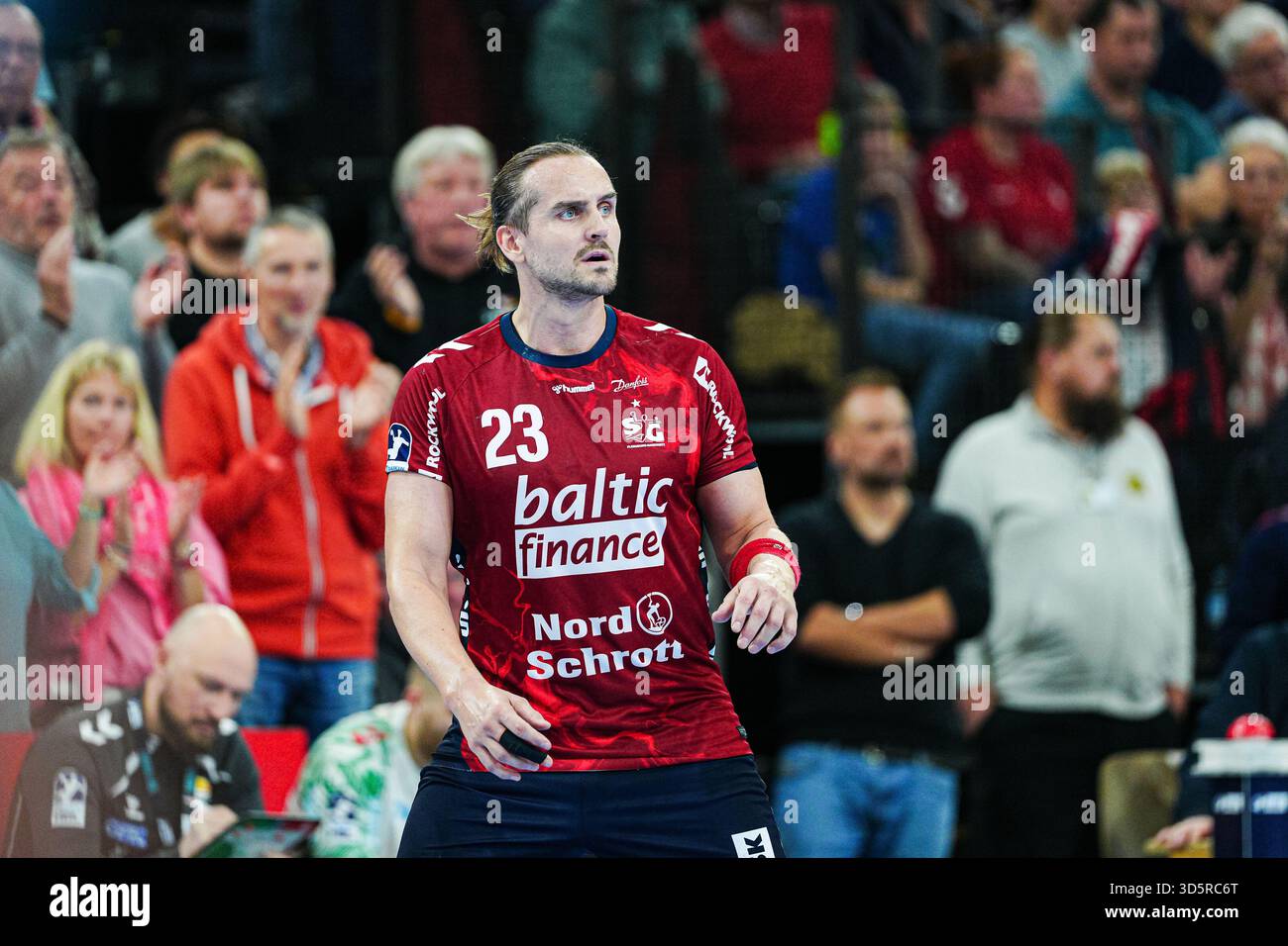 Kent Robin Toennesssen (SG Flensburg-Handewitt, #23) GER, SG Flensburg ...