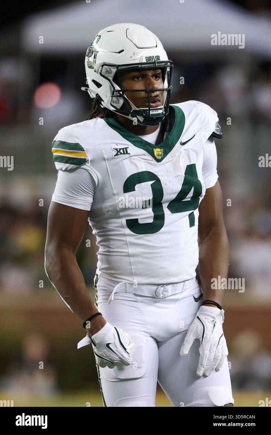WACO, TX - NOVEMBER 15: Wide receiver Josh Cameron #34 of the Baylor ...