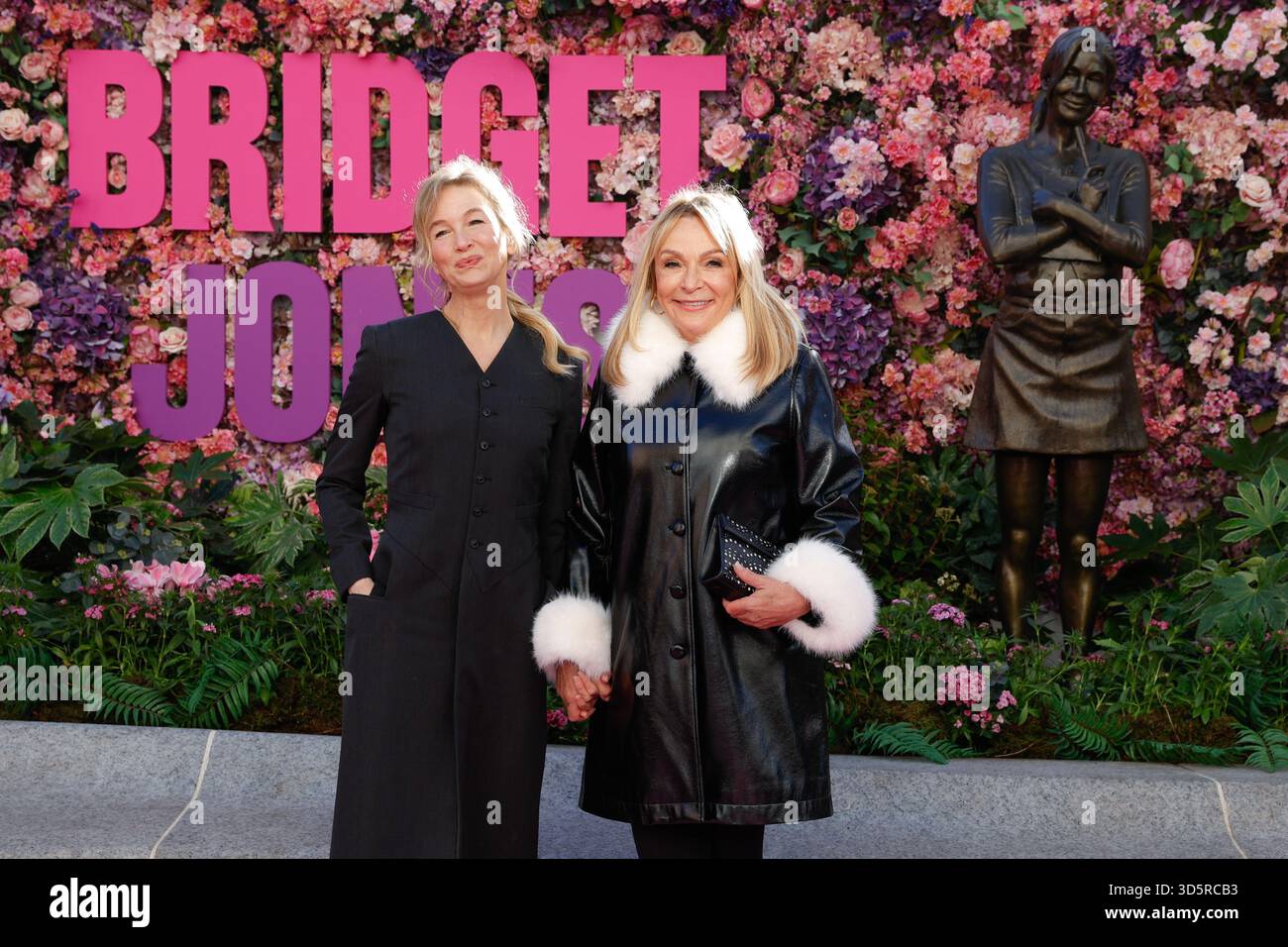 Renee Zellweger, left, and writer Helen Fielding pose for photographers ...