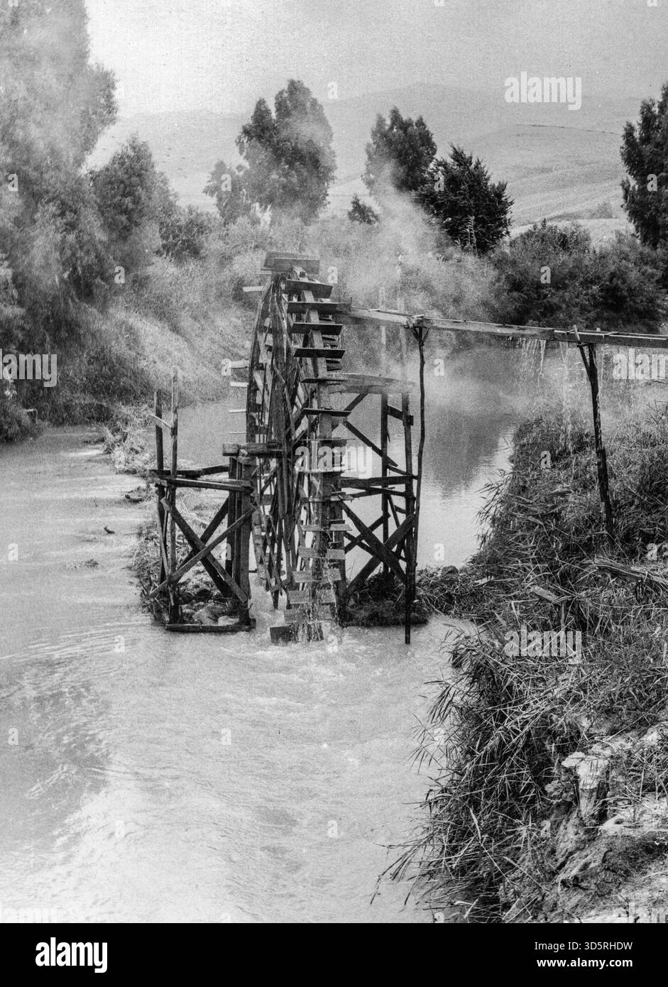 Irrigation system river Black and White Stock Photos & Images - Alamy