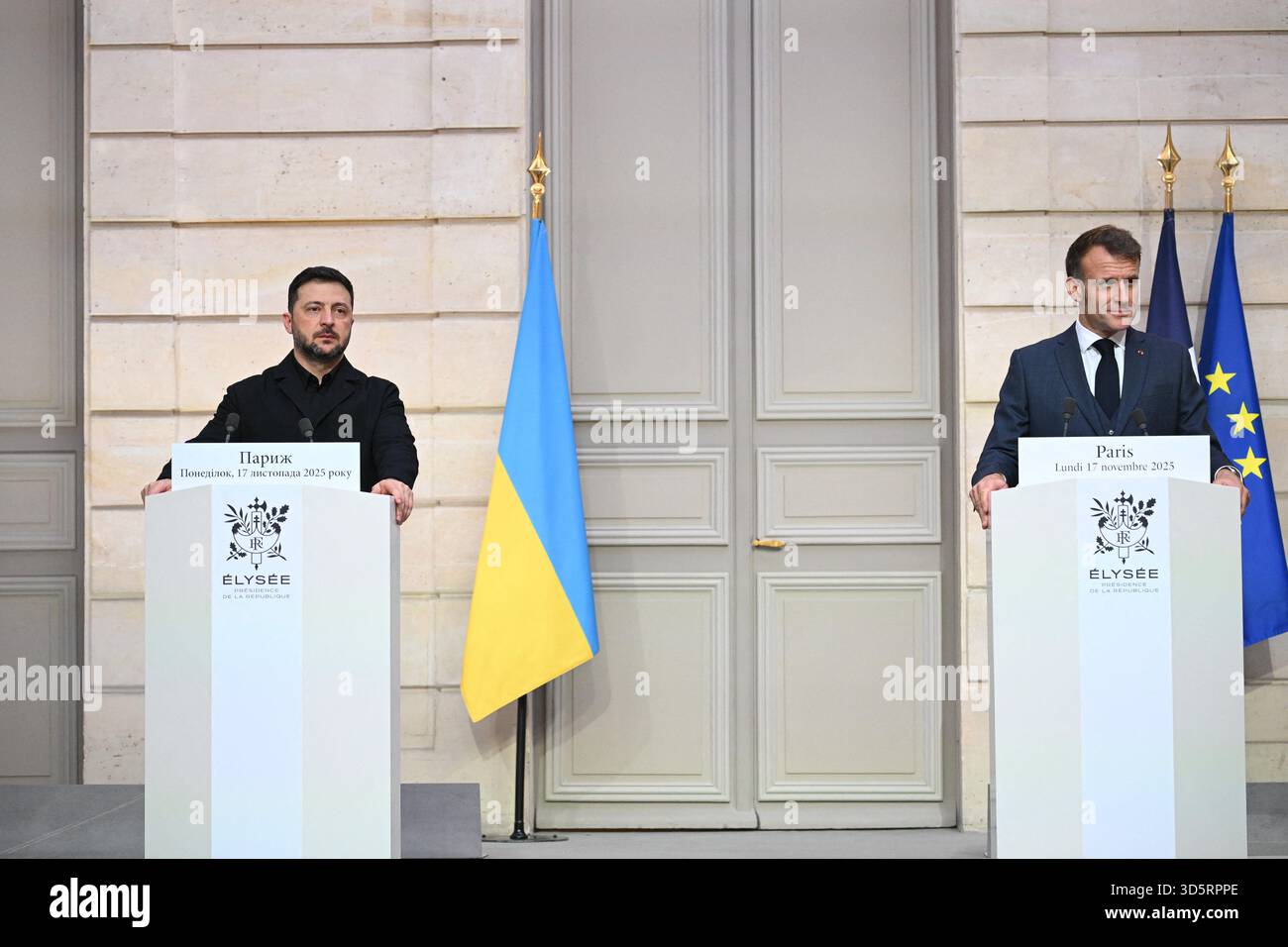 France's President Emmanuel Macron and Ukraine's President Volodymyr ...
