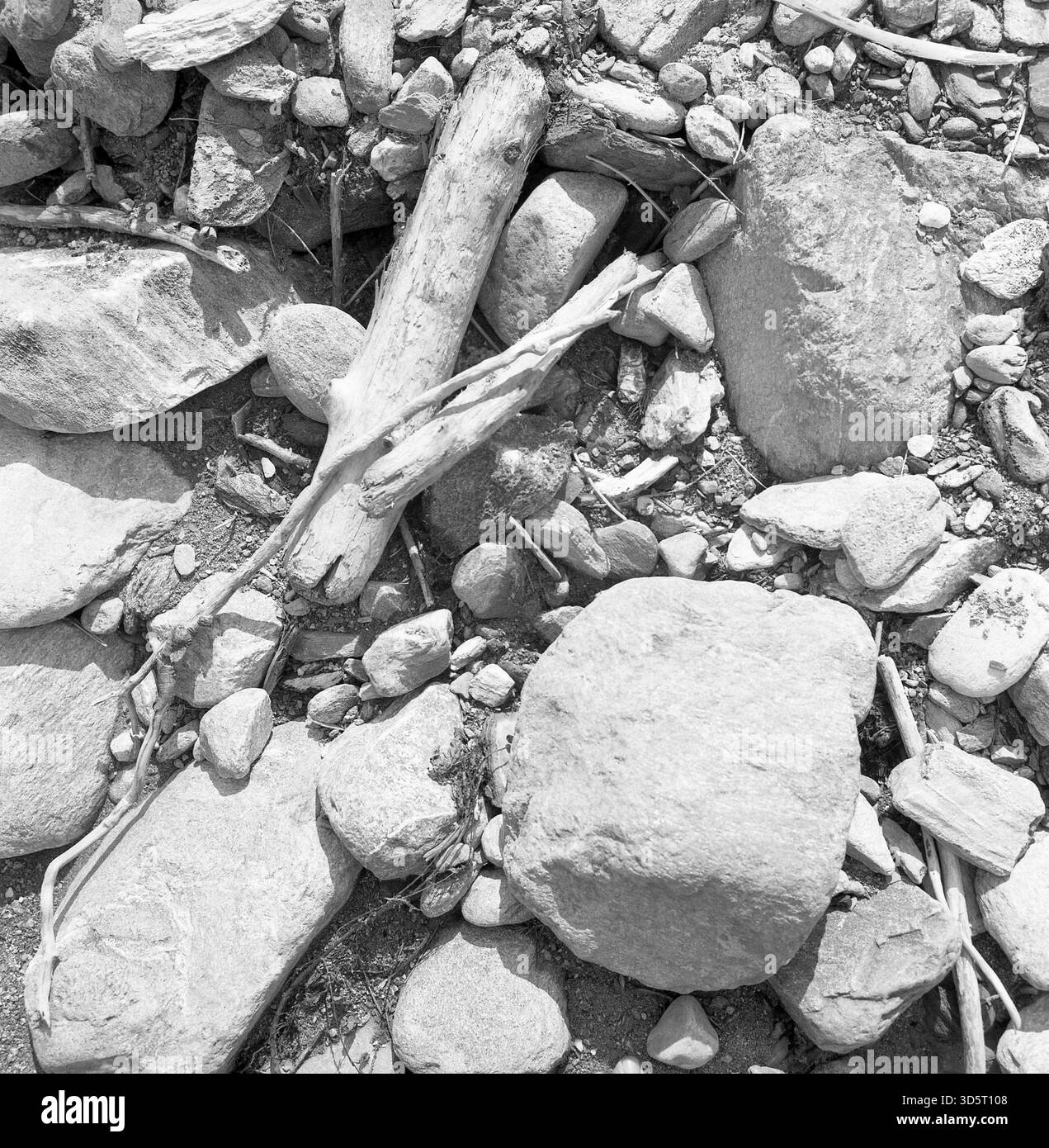 Rubble bed Black and White Stock Photos & Images - Alamy