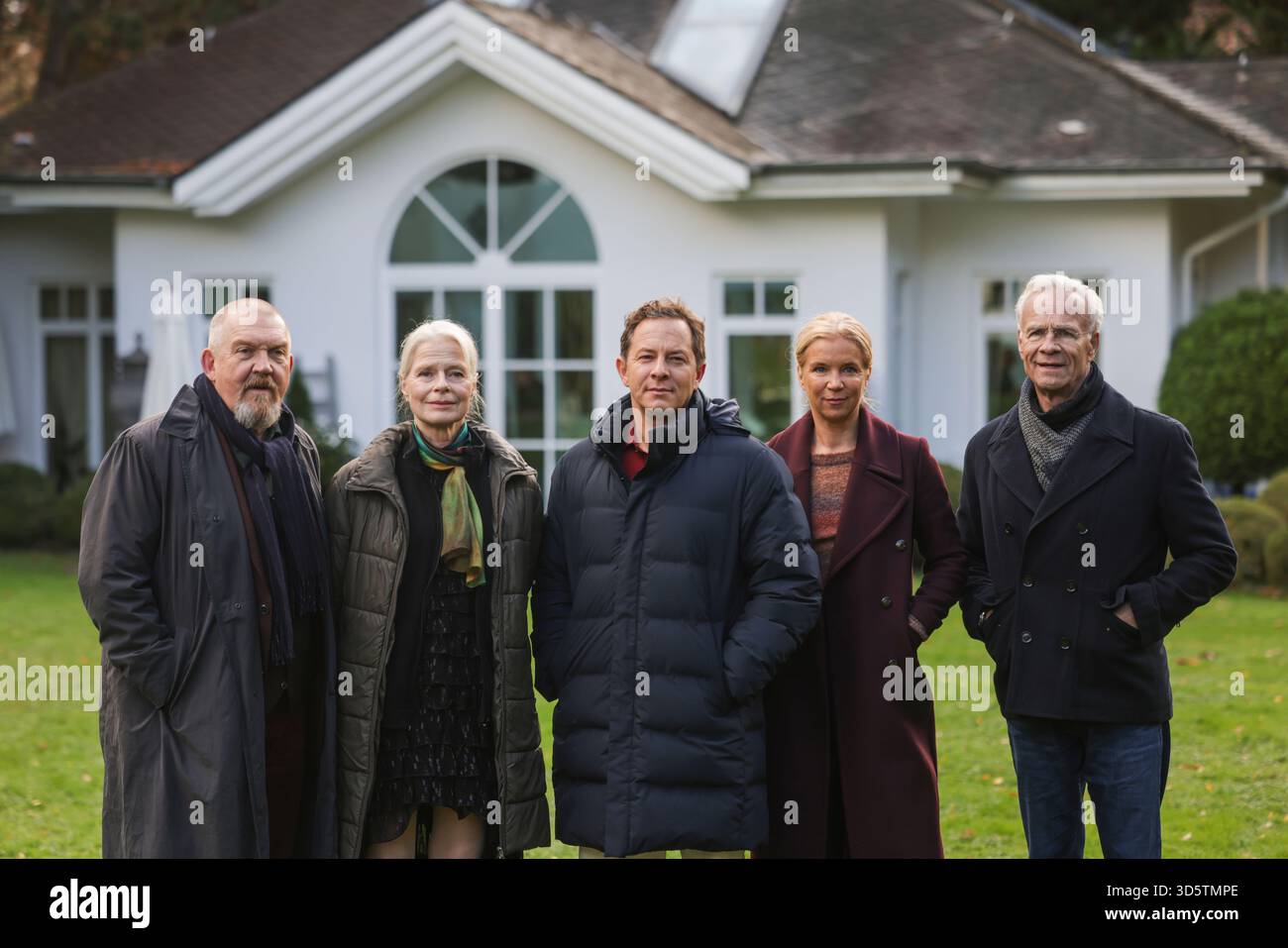17 November 2025, North Rhine-Westphalia, Cologne: Actors Dietmar Bär ...