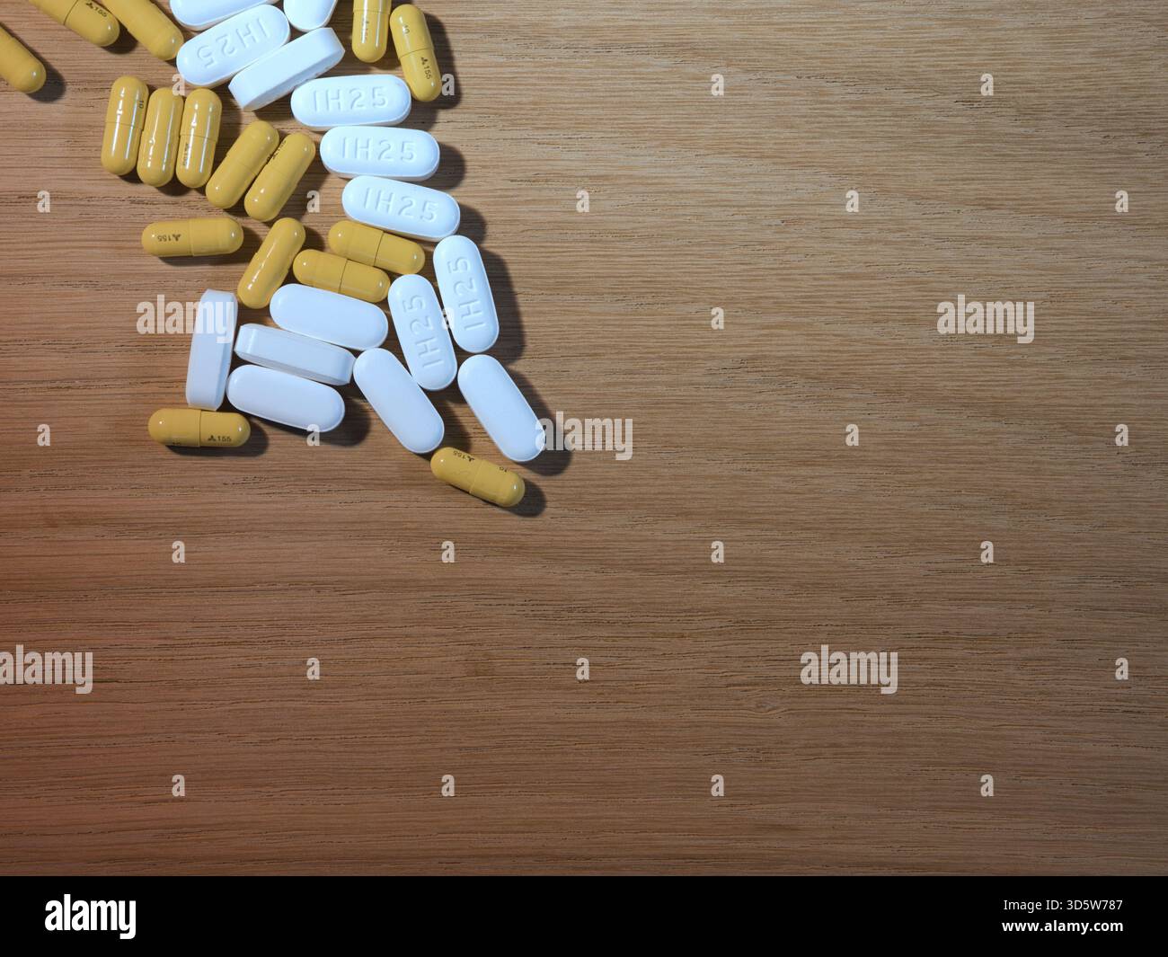 Scattered health products hi-res stock photography and images - Alamy
