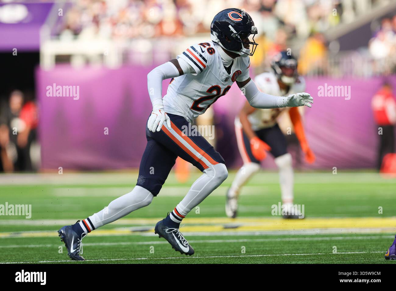 Chicago Bears cornerback Nahshon Wright (26) moves across the field during the first half of an ...