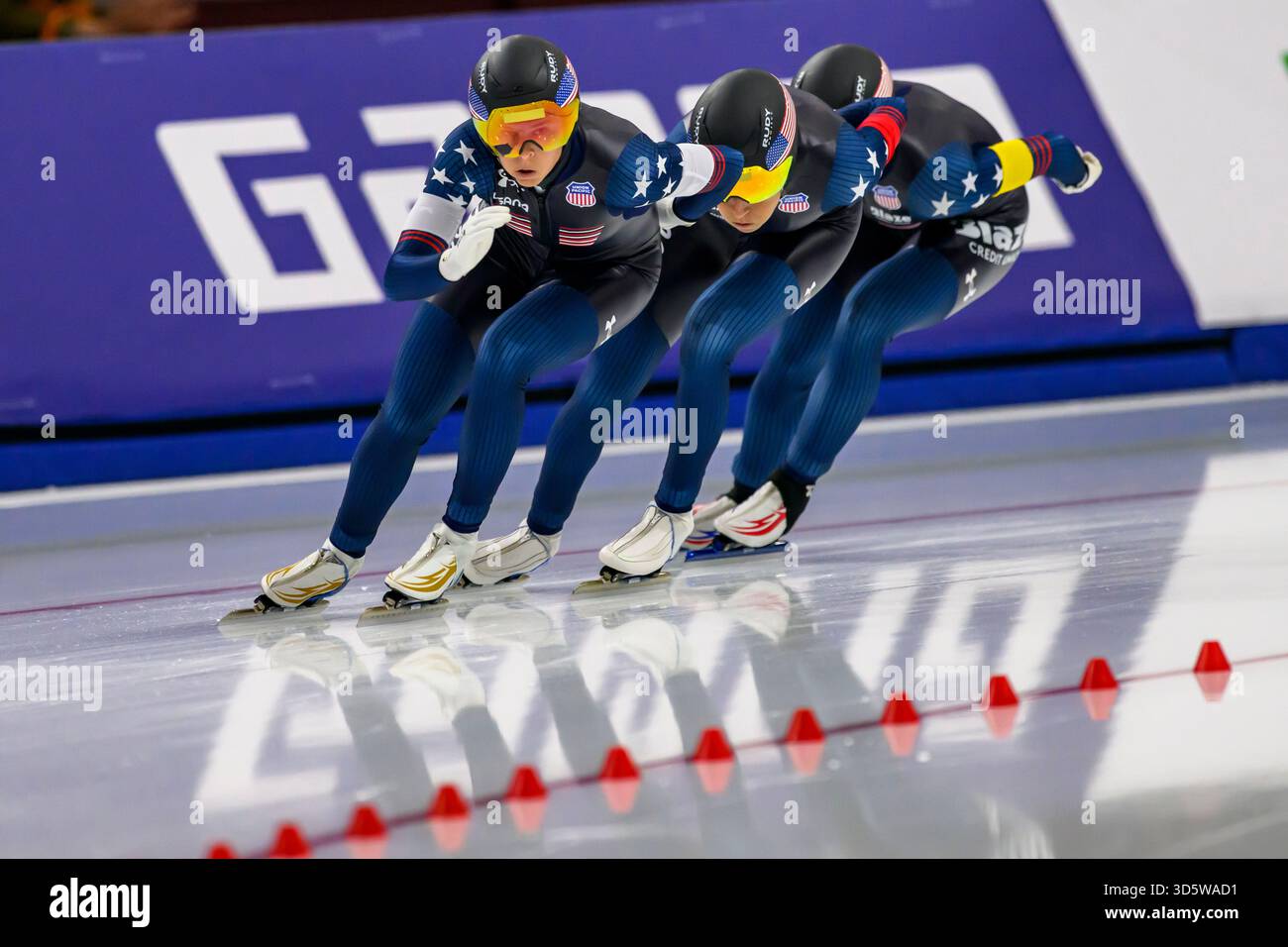 From front to back, United States' Brittany Bowe, Mia Manganello and ...