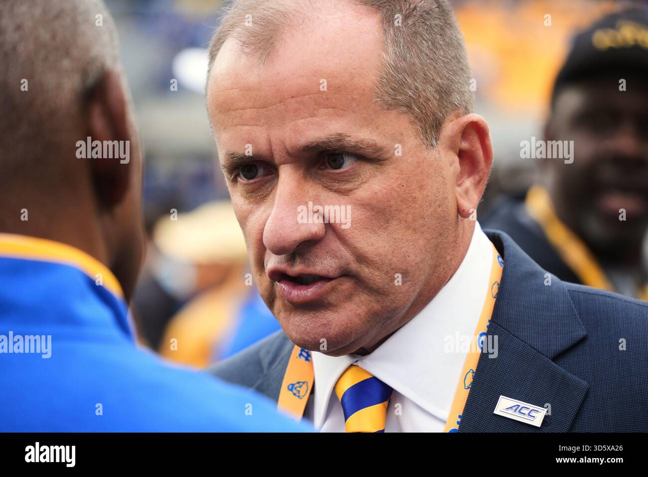 ACC Commissioner Jim Phillips visits with Hall of Fame running back ...