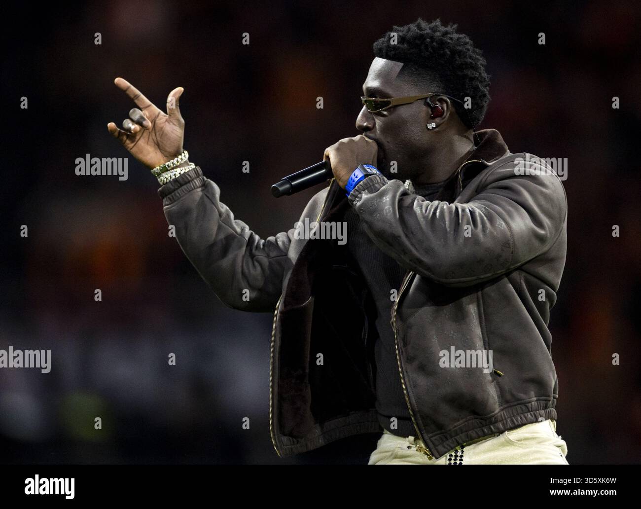 AMSTERDAM - Rapper Frenna before the World Cup qualifying match between ...