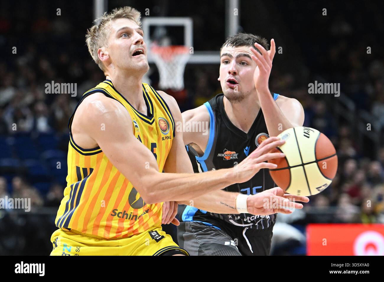 Samuel Griesel (ALBA Berlin, #5) GER, Alba Berlin against Science City ...