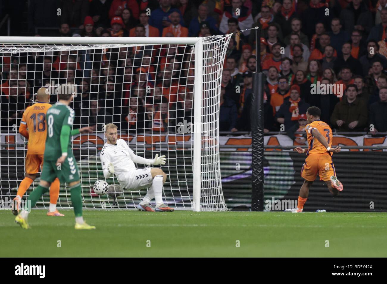 AMSTERDAM, 17-11-2025, Johan Cruijff ArenA , season 2025 / 2026 , FIFA ...