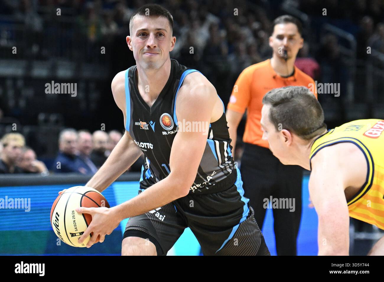 Joe Wieskamp (Science City Jena, #10) GER, Alba Berlin against Science ...