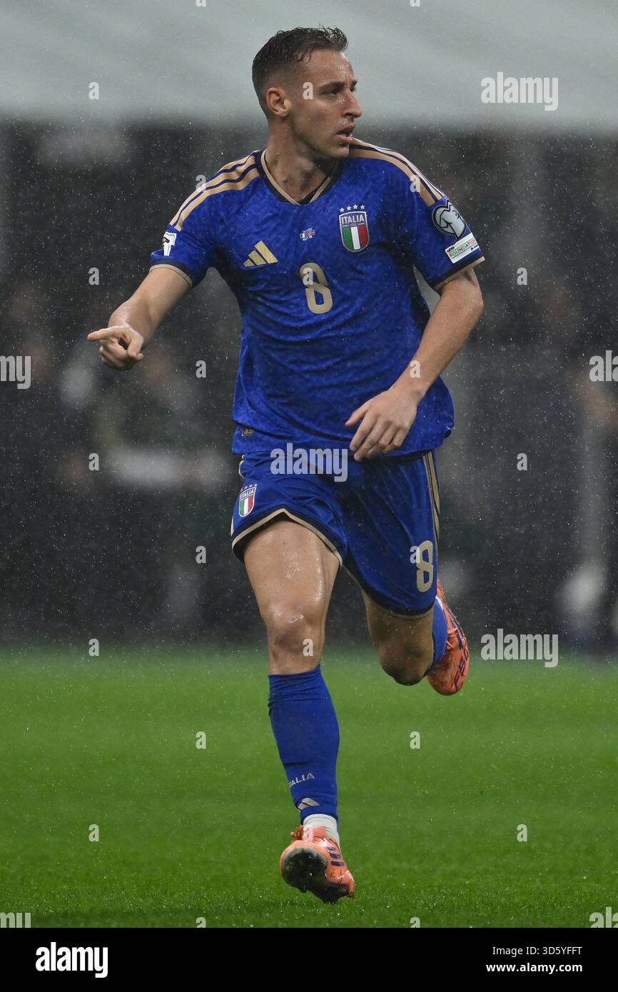 Davide Frattesi (ITA) is in action during the FIFA 2026 World Cup ...