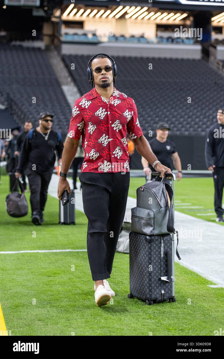 Dallas Cowboys wide receive Jalen Tolbert (1) enters the stadium before ...