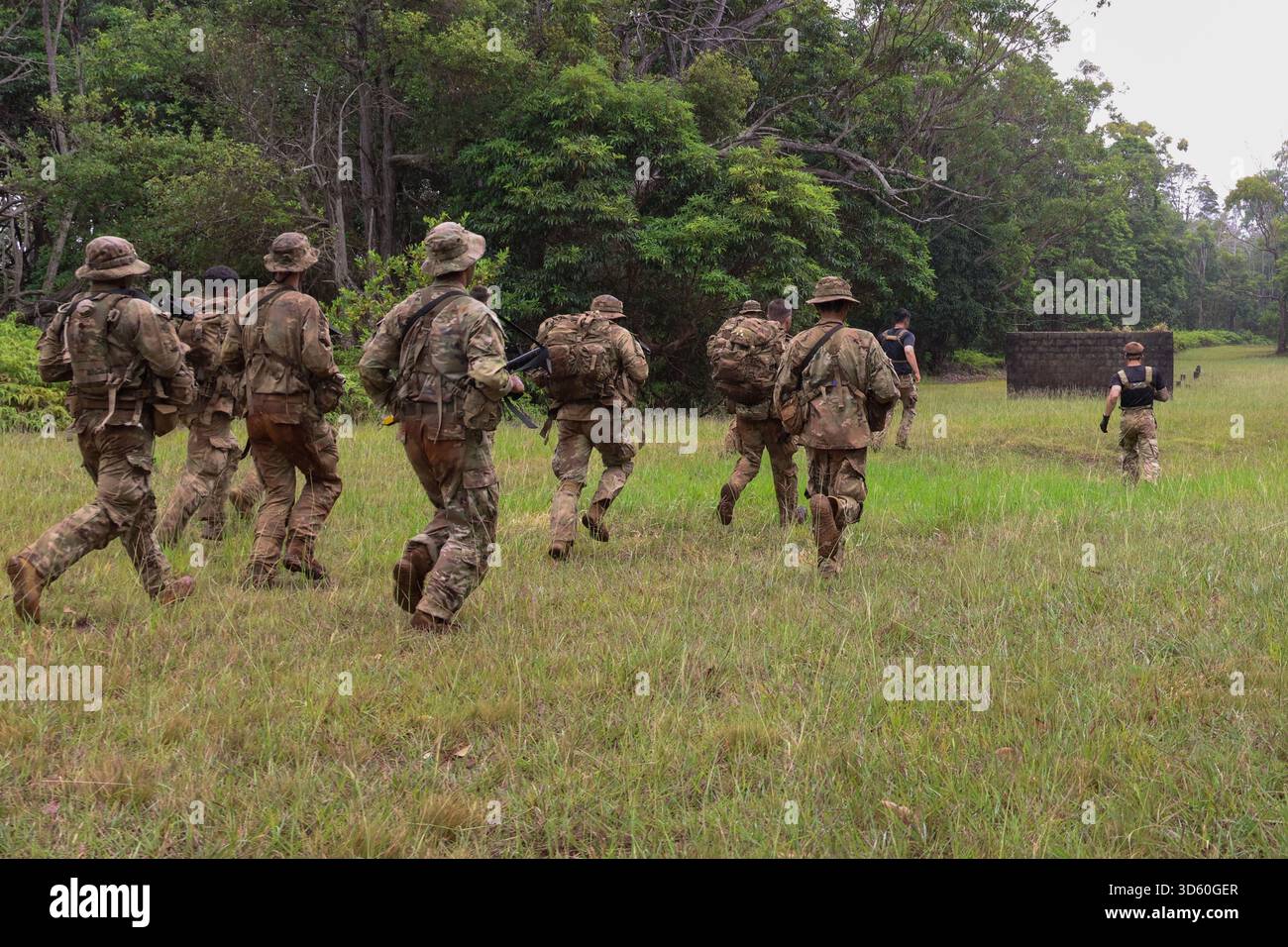 U.S. Army Soldiers begin the final phase of the Jungle Operations ...