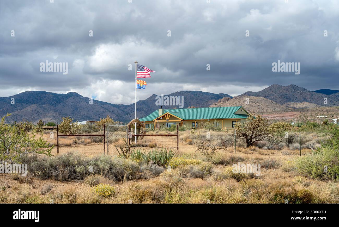 The countryside semi-desert landscape around Kingman Arizona Stock ...