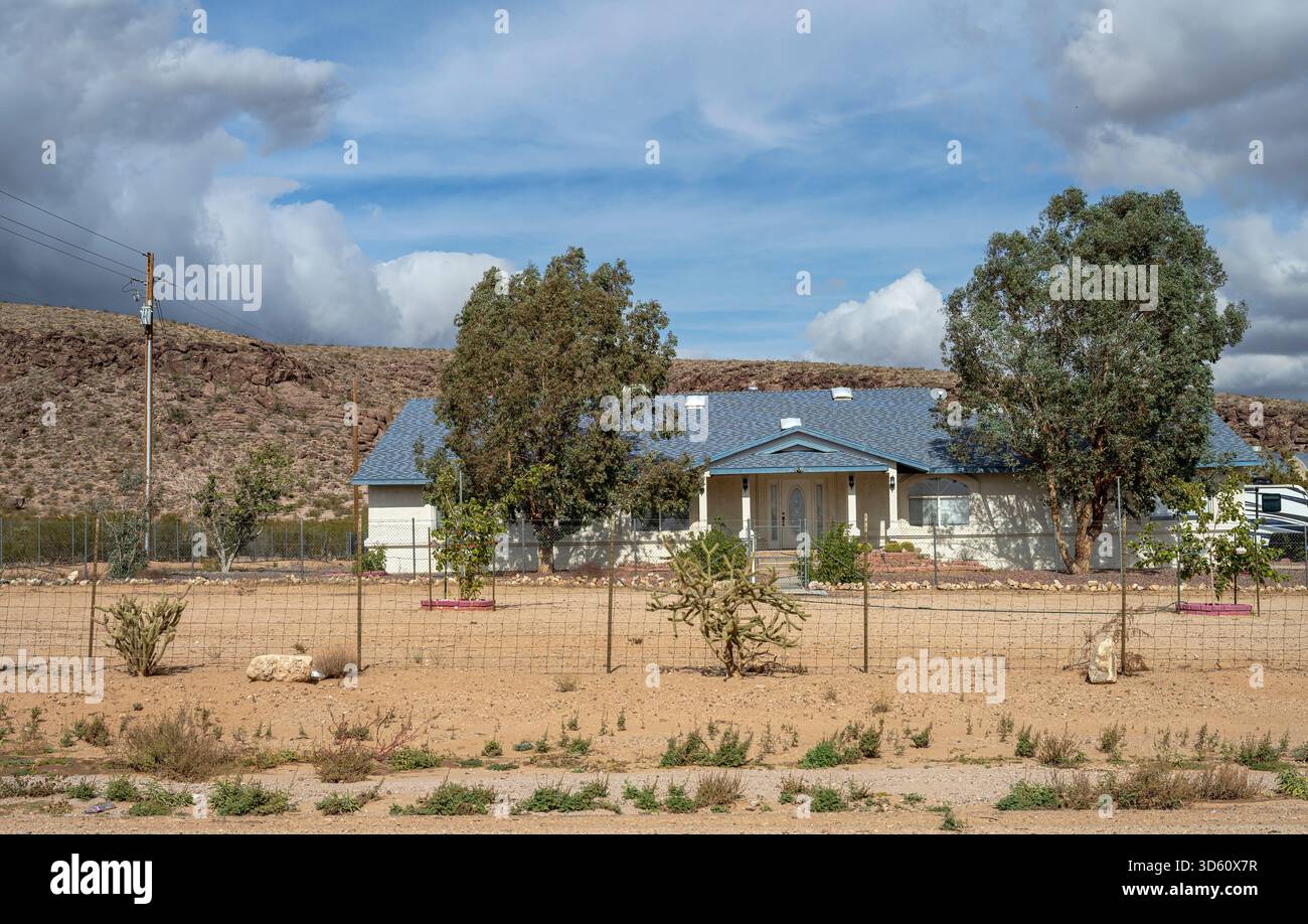 The countryside semi-desert landscape around Kingman Arizona Stock ...