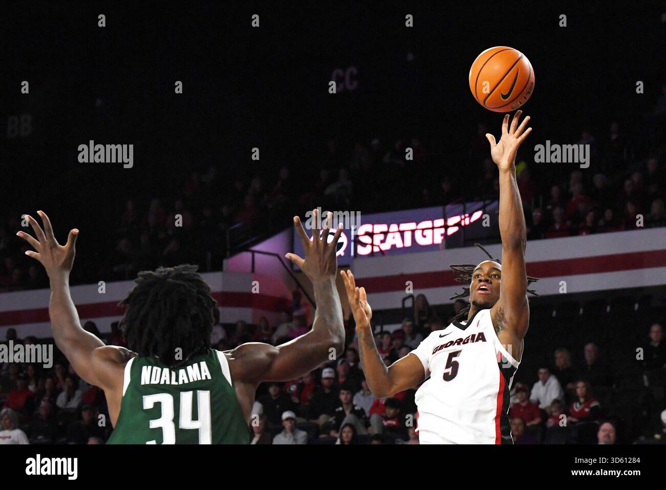 ATHENS, GA - NOVEMBER 17: Guard Jeremiah Wilkinson #5 of the Georgia ...