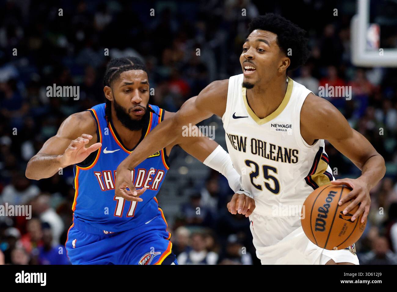 New Orleans Pelicans forward Trey Murphy III (25) drives to the basket ...