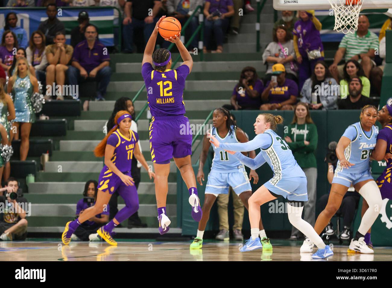 LSU Tigers guard Mikaylah Williams (12) shoots a jumper during a women ...