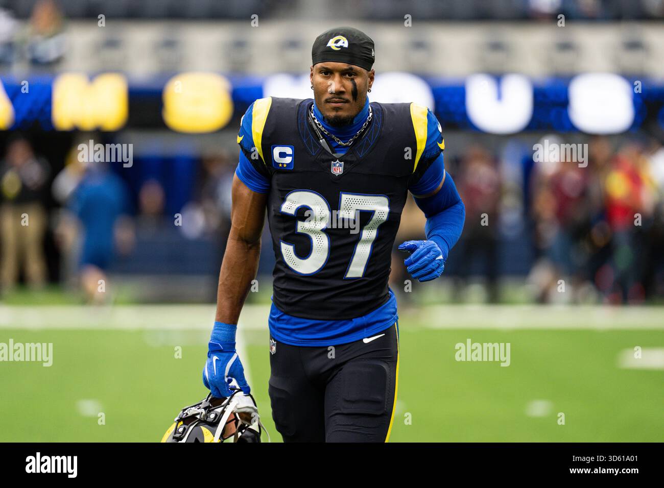 Los Angeles Rams safety Quentin Lake (37) during pregame of a NFL game ...
