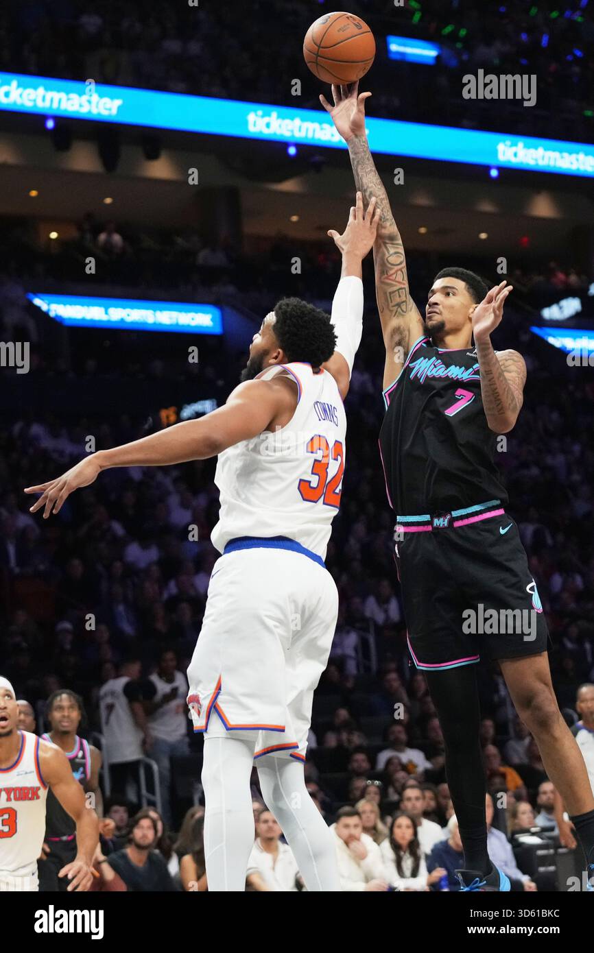 Miami Heat center Kel'el Ware (7) shoots as New York Knicks center Karl ...