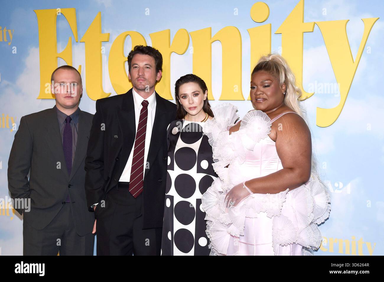 John Early, Miles Teller, Elizabeth Olsen und Da Vine Joy Randolph bei ...