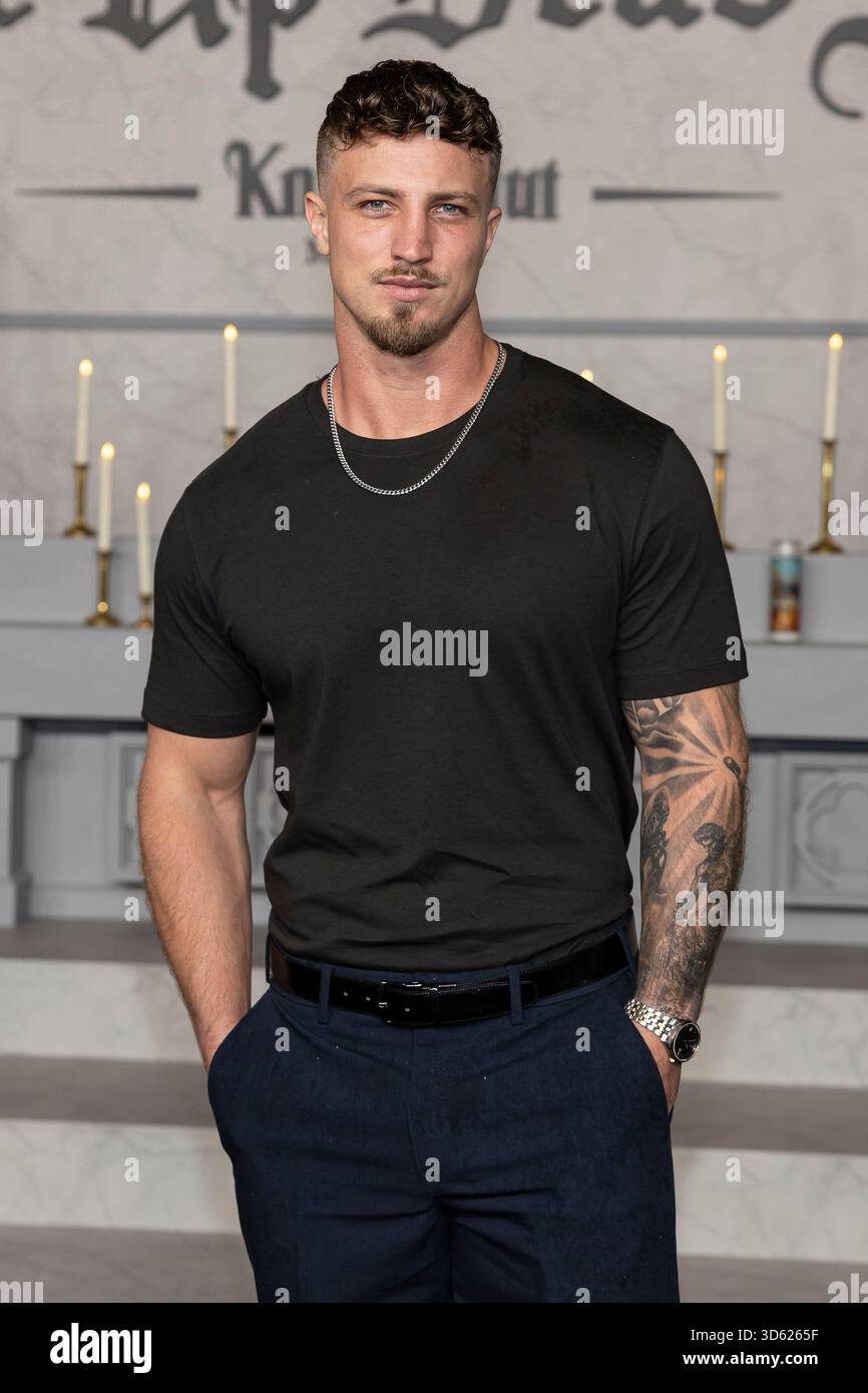 Austin Kiel attends the arrivals of the Los Angeles Premiere of Netflix ...