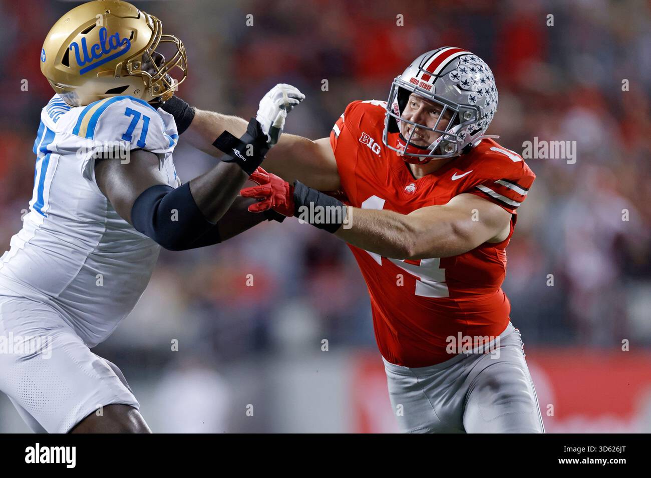 COLUMBUS, OH - NOVEMBER 15: Beau Atkinson #14 of the Ohio State ...