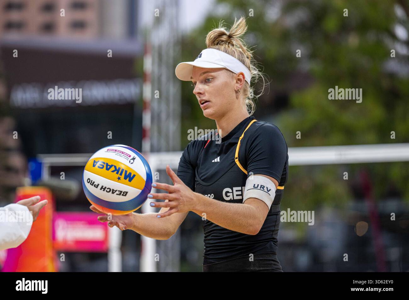 ADELAIDE, AUSTRALIA - NOVEMBER 18: Linda Bock (Player 1 - GER) during ...