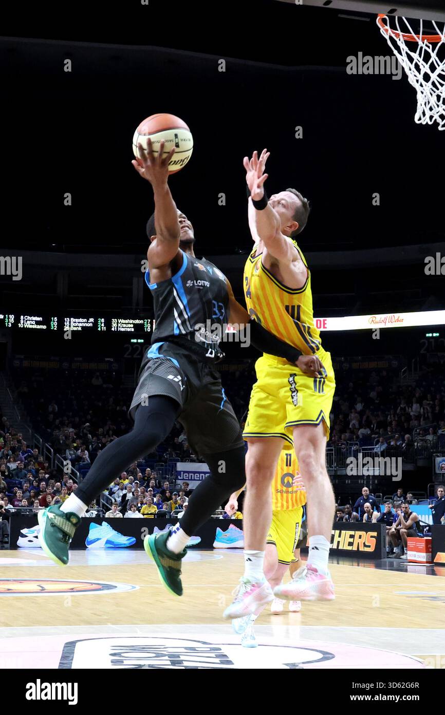 November 17, 2025, Uber-Arena, Berlin, DEU, Cup, ALBA vs. Science City ...