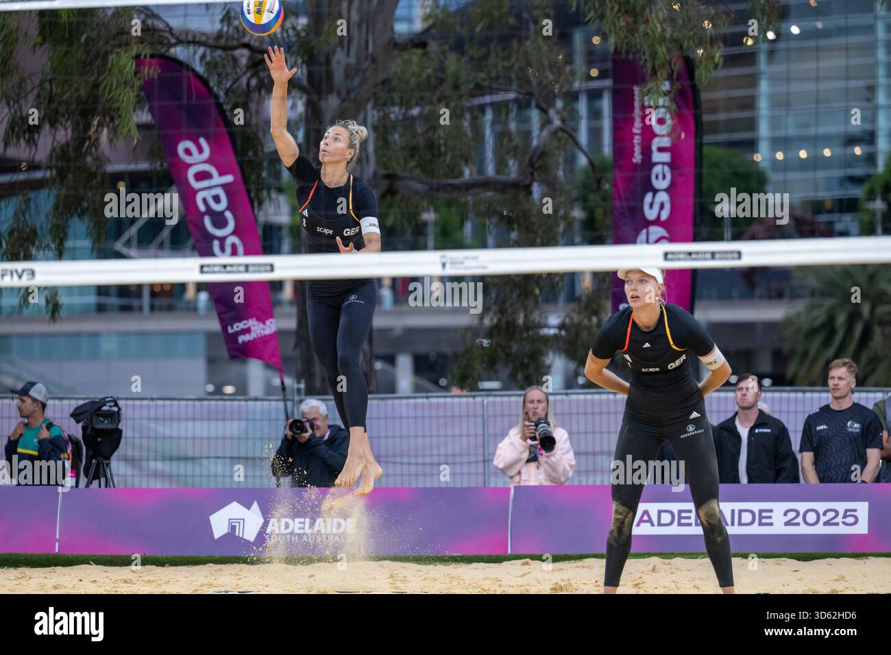 ADELAIDE, AUSTRALIA - NOVEMBER 18: Louisa Lippmann (Player 2 - GER ...