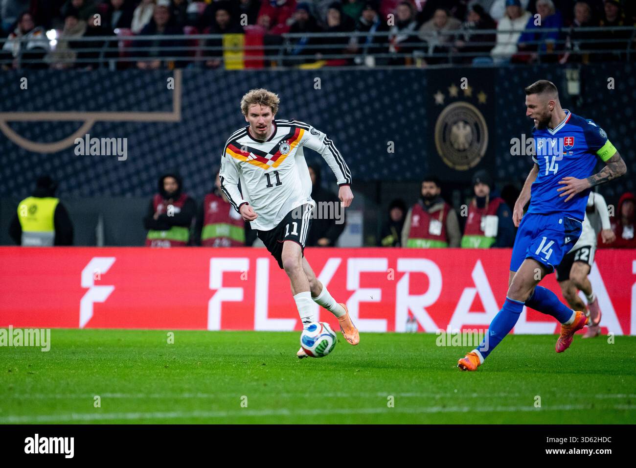 Nick Woltemade (Germany, #11), Milan Skriniar (Slovakia, #14), GER, Germany vs Slovakia ...