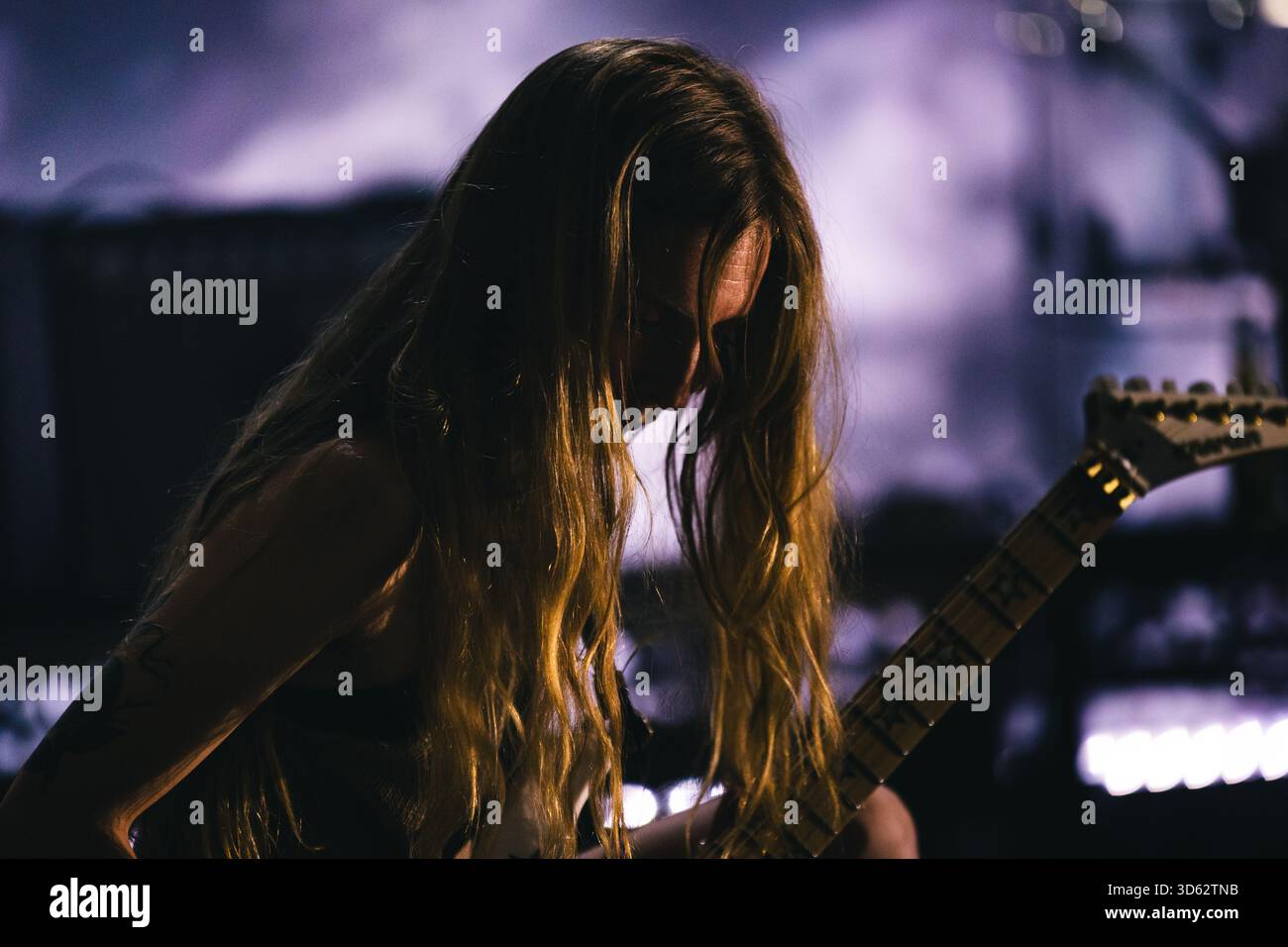 Wet Leg performing live at Bristol Beacon on November 14th 2025 Stock ...