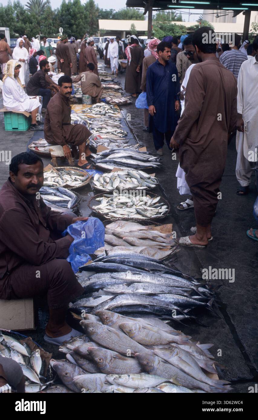 UAE, Dubai, fish market Stock Photo - Alamy
