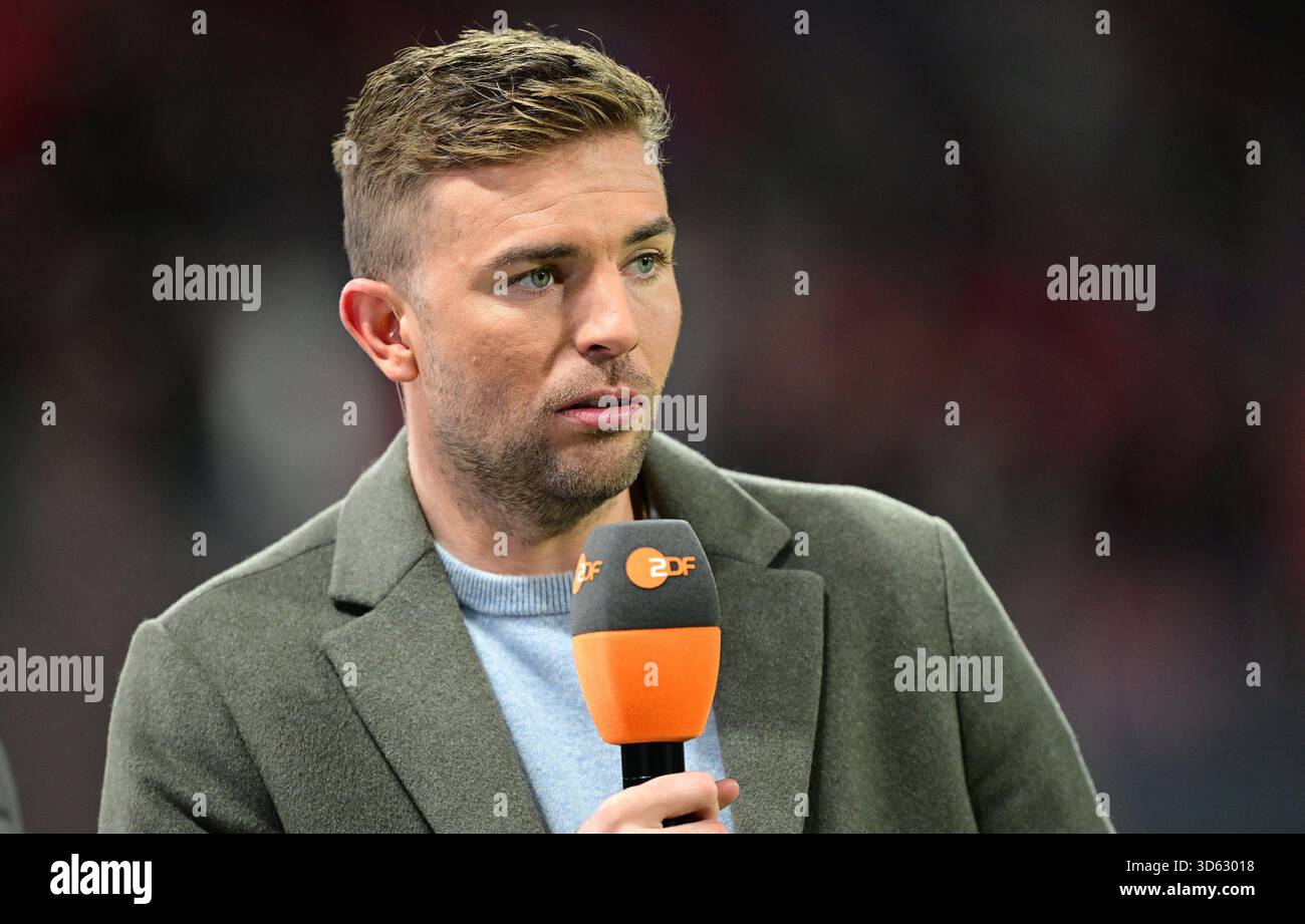 TV expert Christoph Kramer Leipzig, November 17, 2025, football, FIFA ...