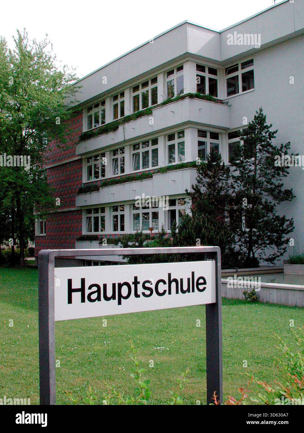 seconday modern school or general education secondary school sign in ...