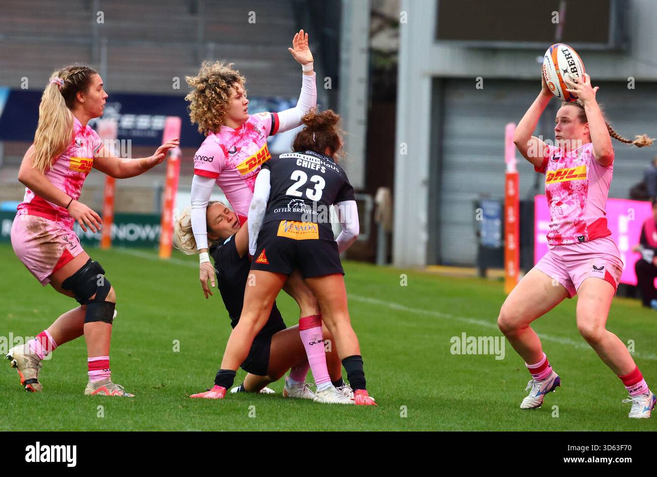 Exeter, Devon, UK. 16th Nov, 2025. PWR Premiership Women's rugby Exeter ...