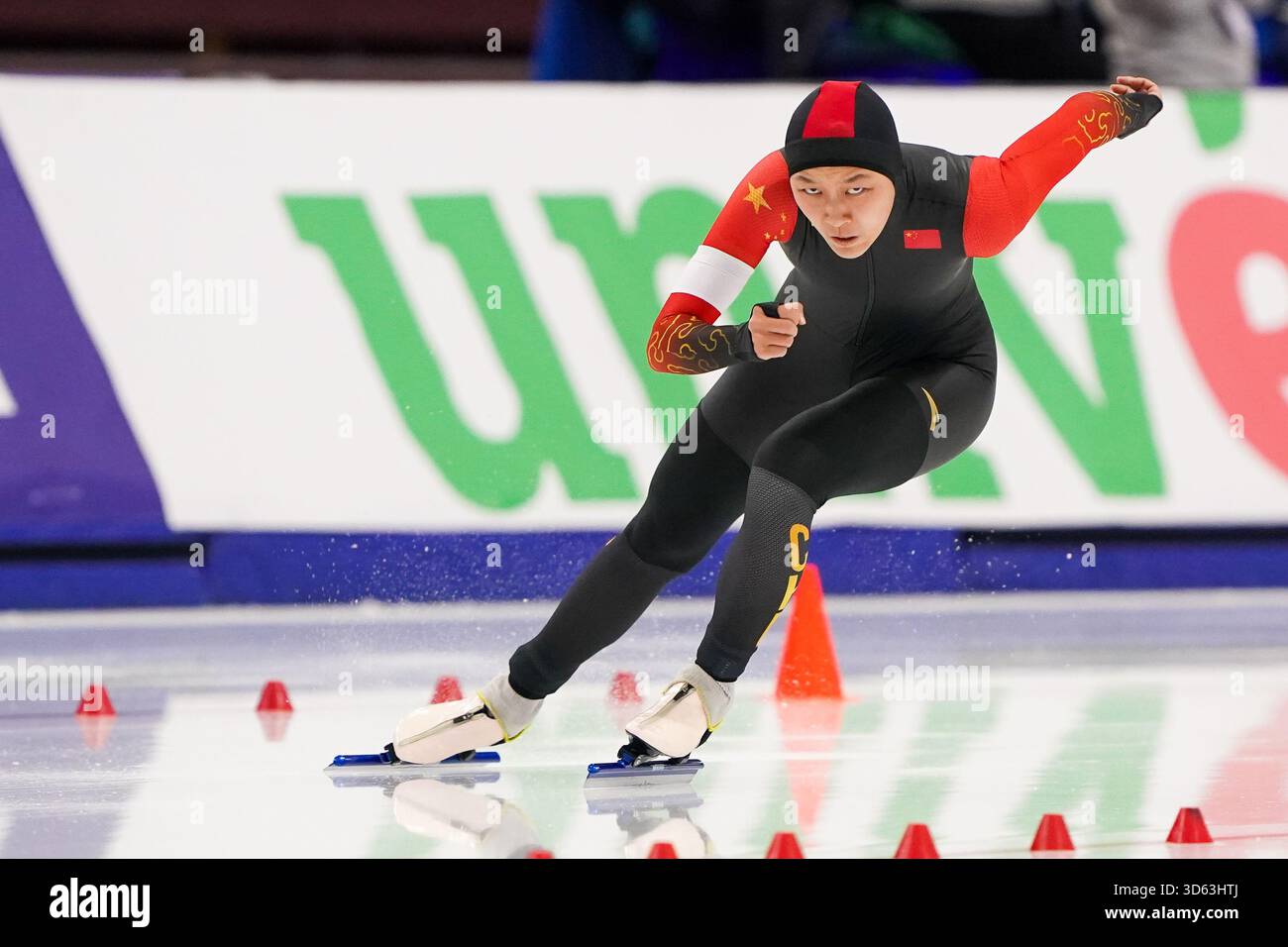 SALT LAKE CITY, USA - NOVEMBER 16: Jingziqian Wang of China during the ...