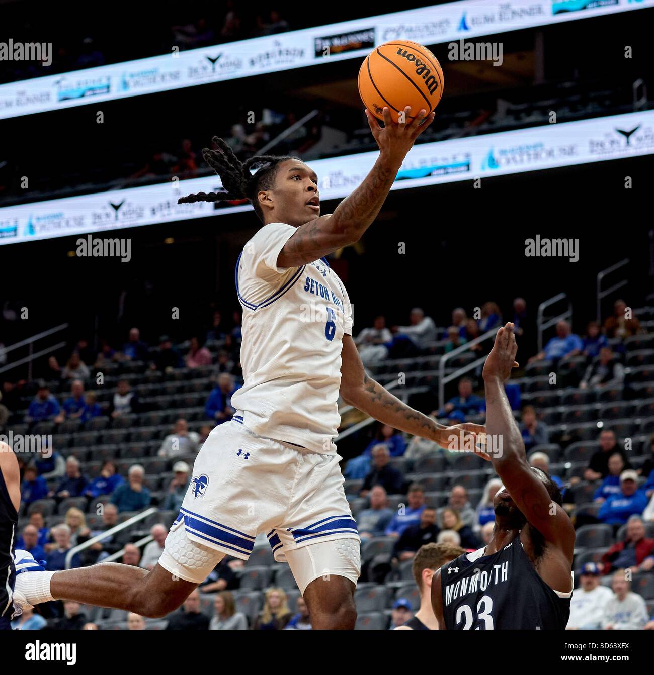 Seton Hall Pirates forward Stephon Payne III (6) drives to in the first ...