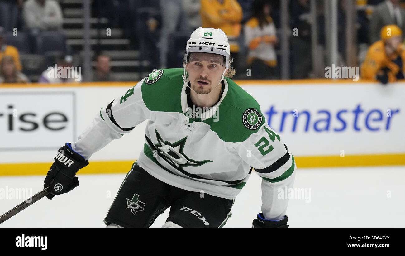 Dallas Stars center Roope Hintz plays against the Nashville Predators ...