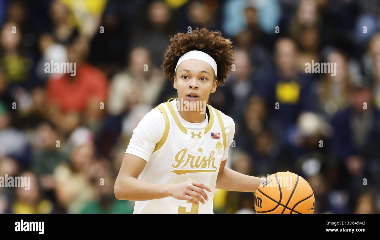 Notre Dame guard Hannah Hidalgo plays during an NCAA basketball game on ...