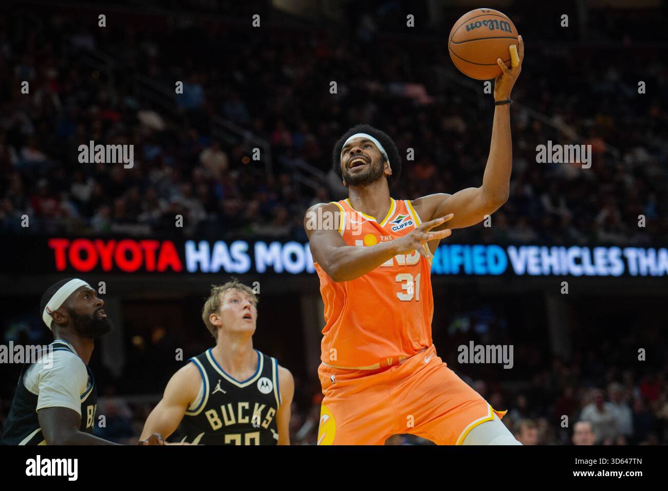 Cleveland Cavaliers' Jarrett Allen (31) shoots as Milwaukee Bucks ...