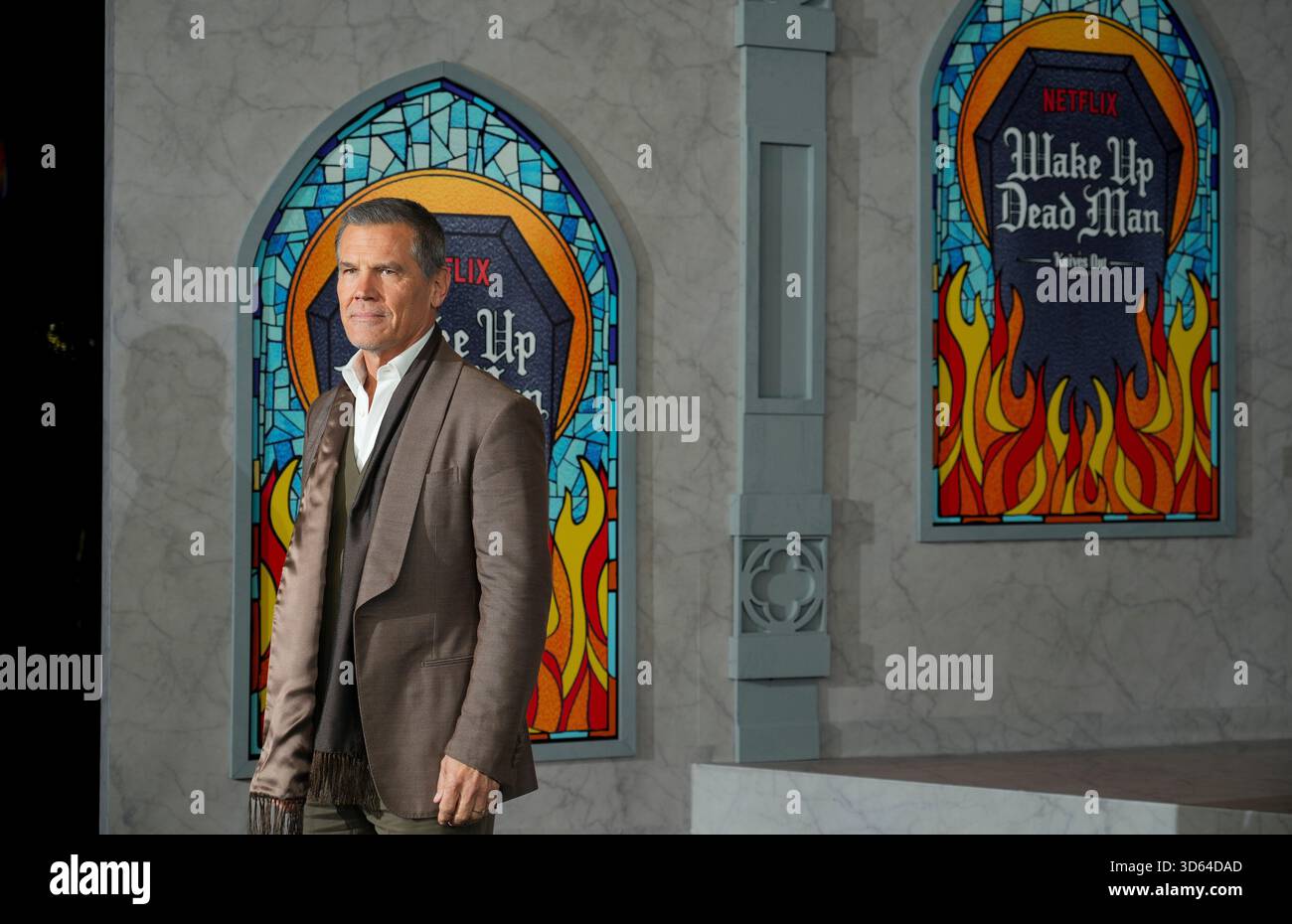 Josh Brolin arrives at the premiere of "Wake Up Dead Man: A Knives Out ...