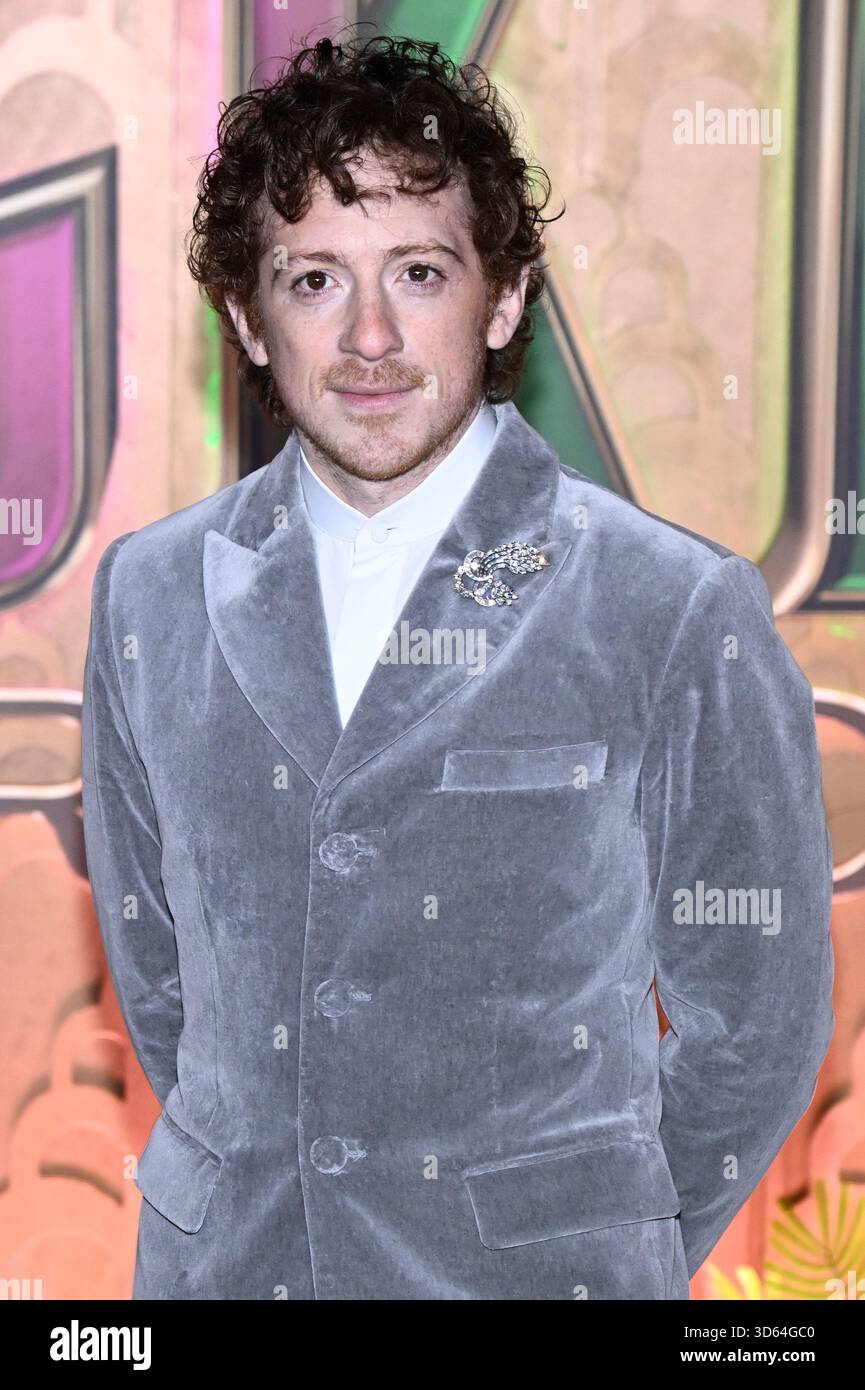 Ethan Slater walking the red carpet at 'Wicked: For Good!' New York ...