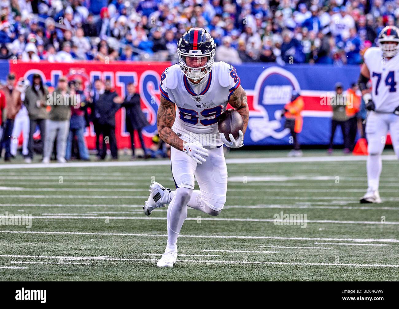 New York Giants wide receiver Lil'Jordan Humphrey (89) on catch and run ...